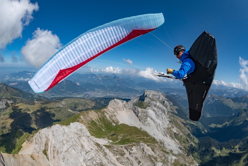 Gin Explorer 2 EN-B | Gleitschirmschule Thun, Bern, Interlaken
